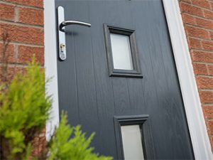 How to Measure Doors: Sizes, Gaps & Fitting