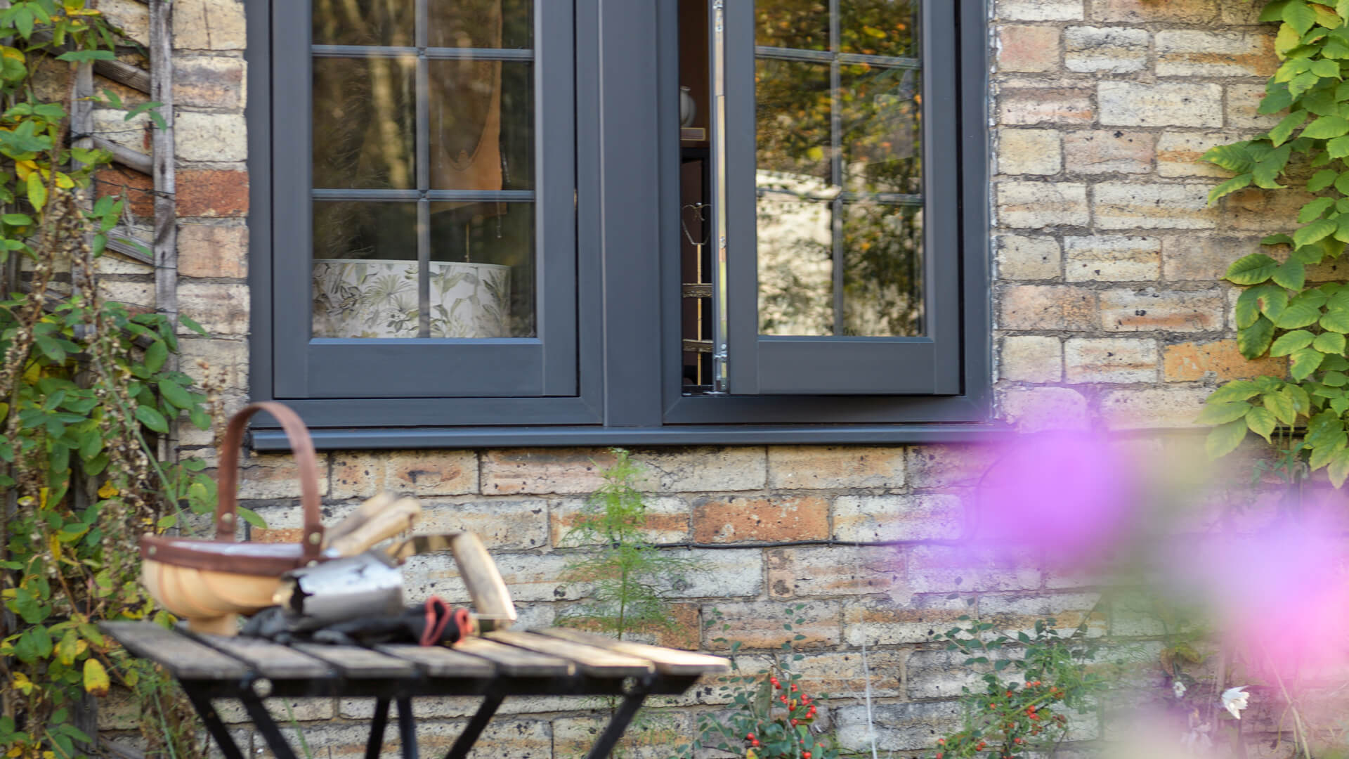 Flush Windows Kent | Replacement UPVC Flush Windows from Eden Windows