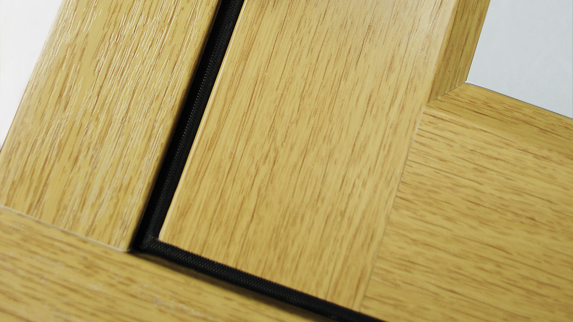 Residence 9 Windows | Residence R7 & R2 Windows from Eden Windows in Kent
